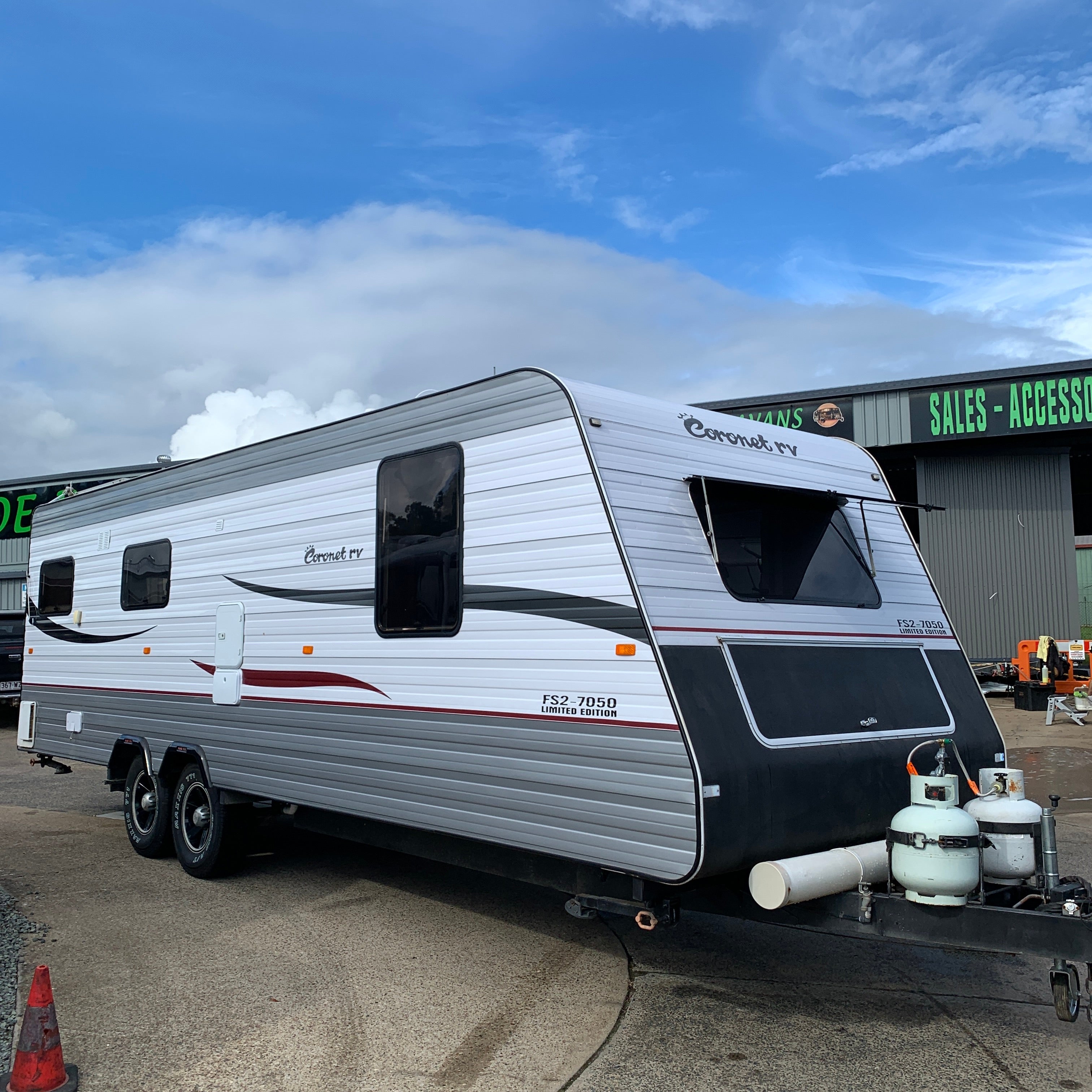 Coronet RV FS2 7050 Limited Edition 25ft Caravan | Wide Bay Caravans
